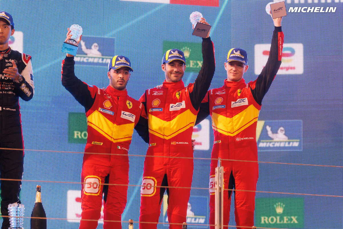 2023 BAH 3001 Podium Hyper 017 — Postimages