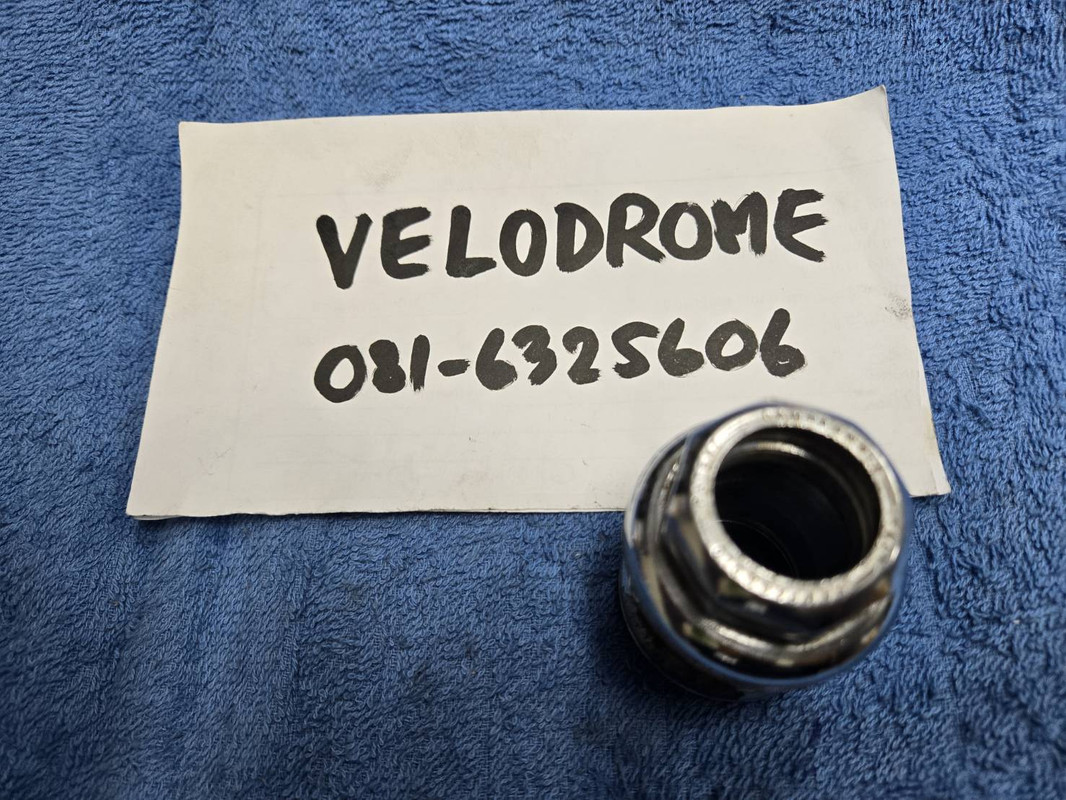 18565 — Postimages