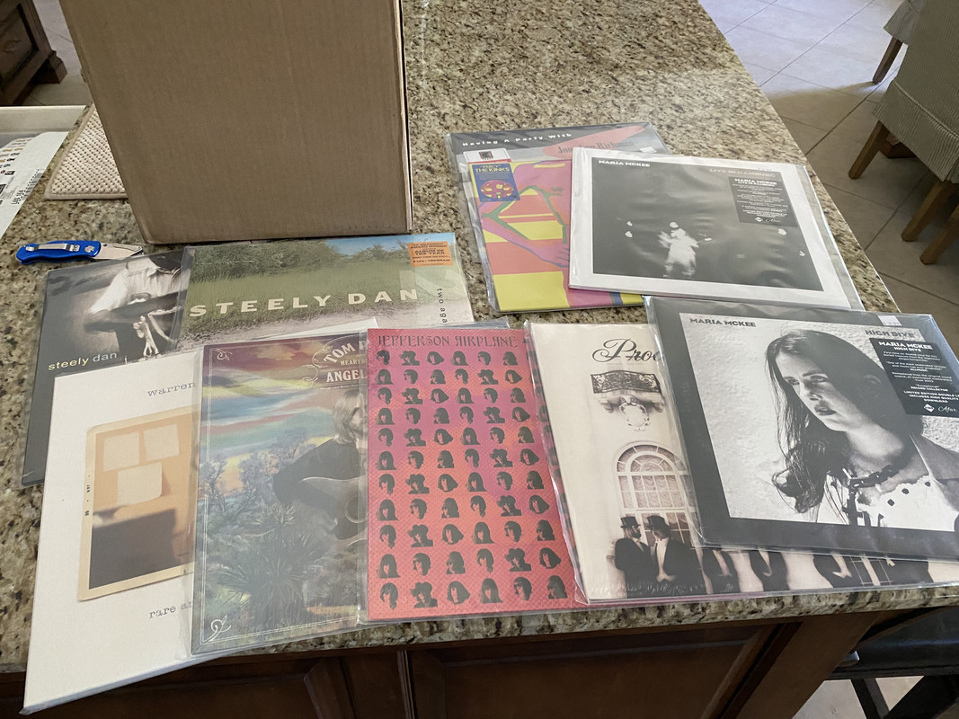 08 F22 B23 8698 4019 BDF4 87 FA078 FCC2 E — Postimages