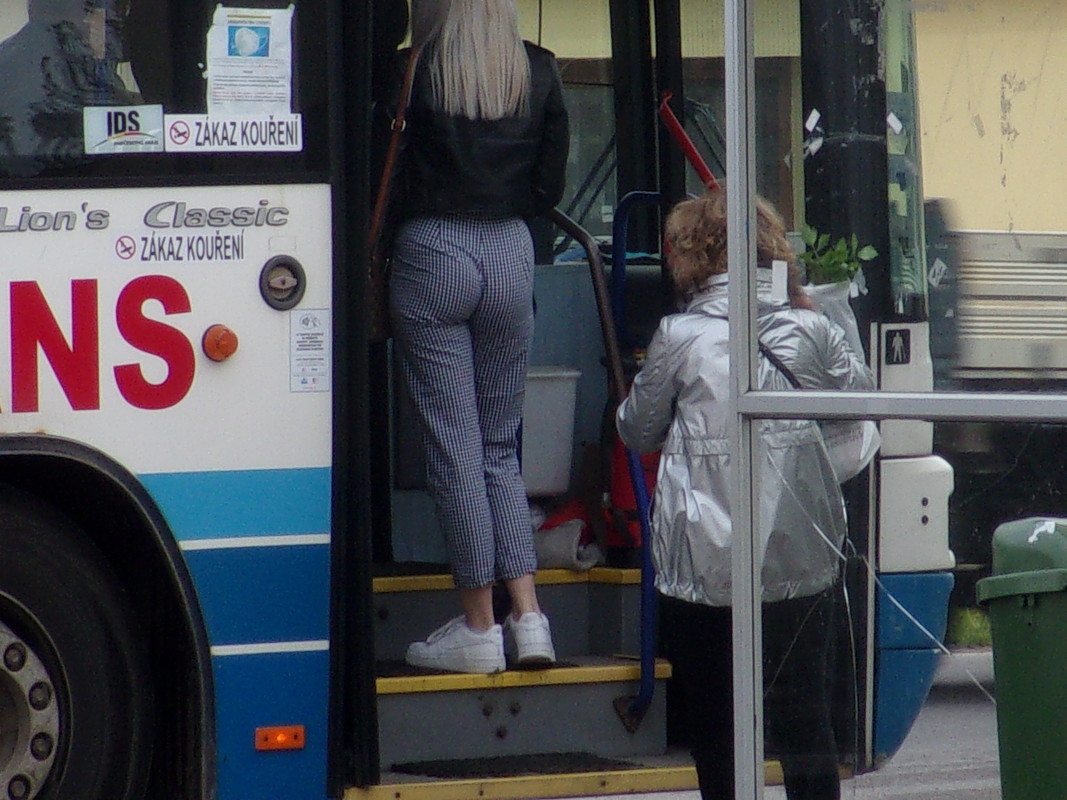 130 2258 — Postimages