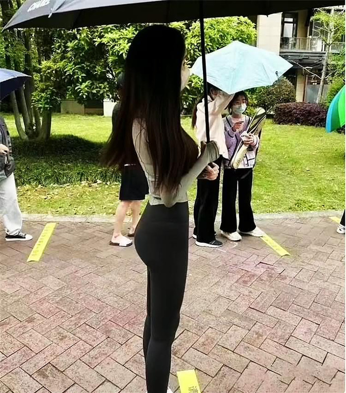 js (52) — Postimages