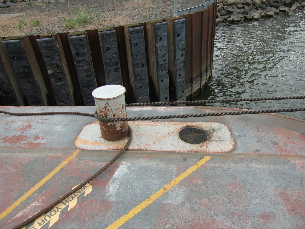 26 Barges break loose near Pittsburgh, and damage some bridges ...