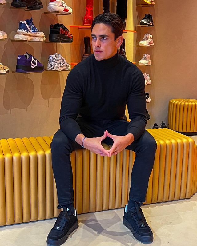 giorgioramondetta posts 2022 12 02 19 32 {$ POSTID} 1 2 317513415 820152965913392 ...