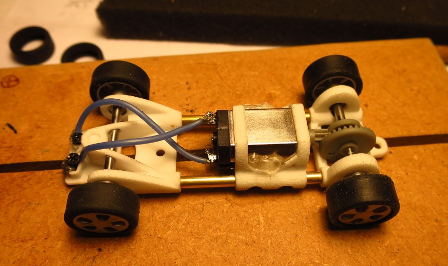 adjustable 43 chassis | SlotForum