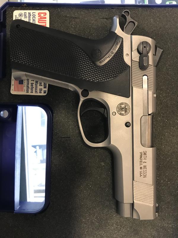 S&W 4563 CQB Performance Center | Smith And Wesson Forums