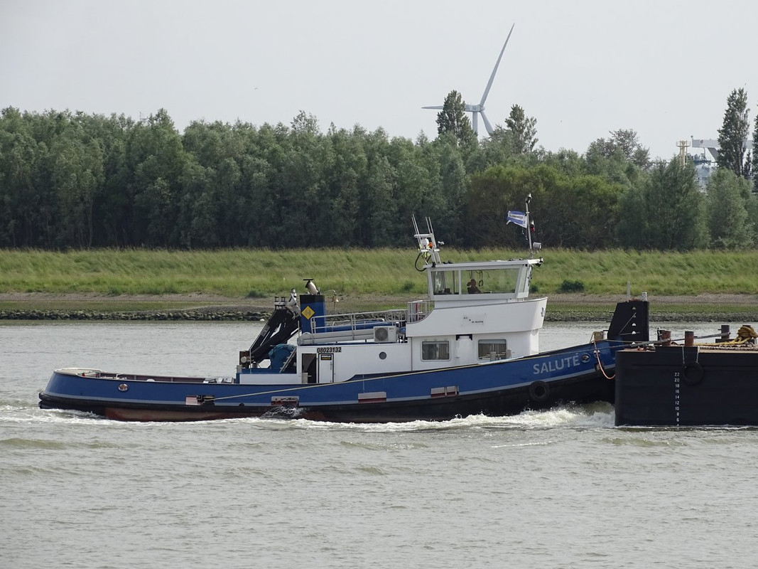 Inne K sleept NP 565 stuurboot Salute 13 6 2024 nr 3 — Postimages