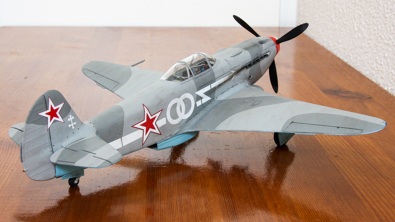 Yak 3 Special Hobby 1/32 - Ready for Inspection - Large Scale Planes