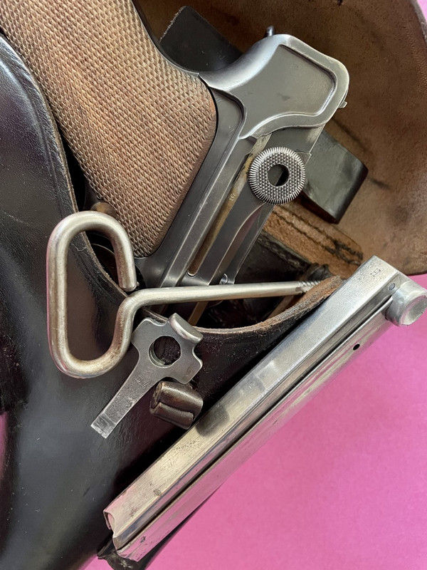 rig 7 right insert holster detail — Postimages