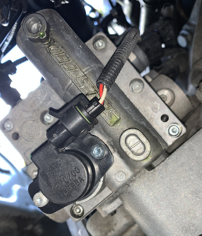 Unusual Selespeed Leak | Alfa Romeo Forum