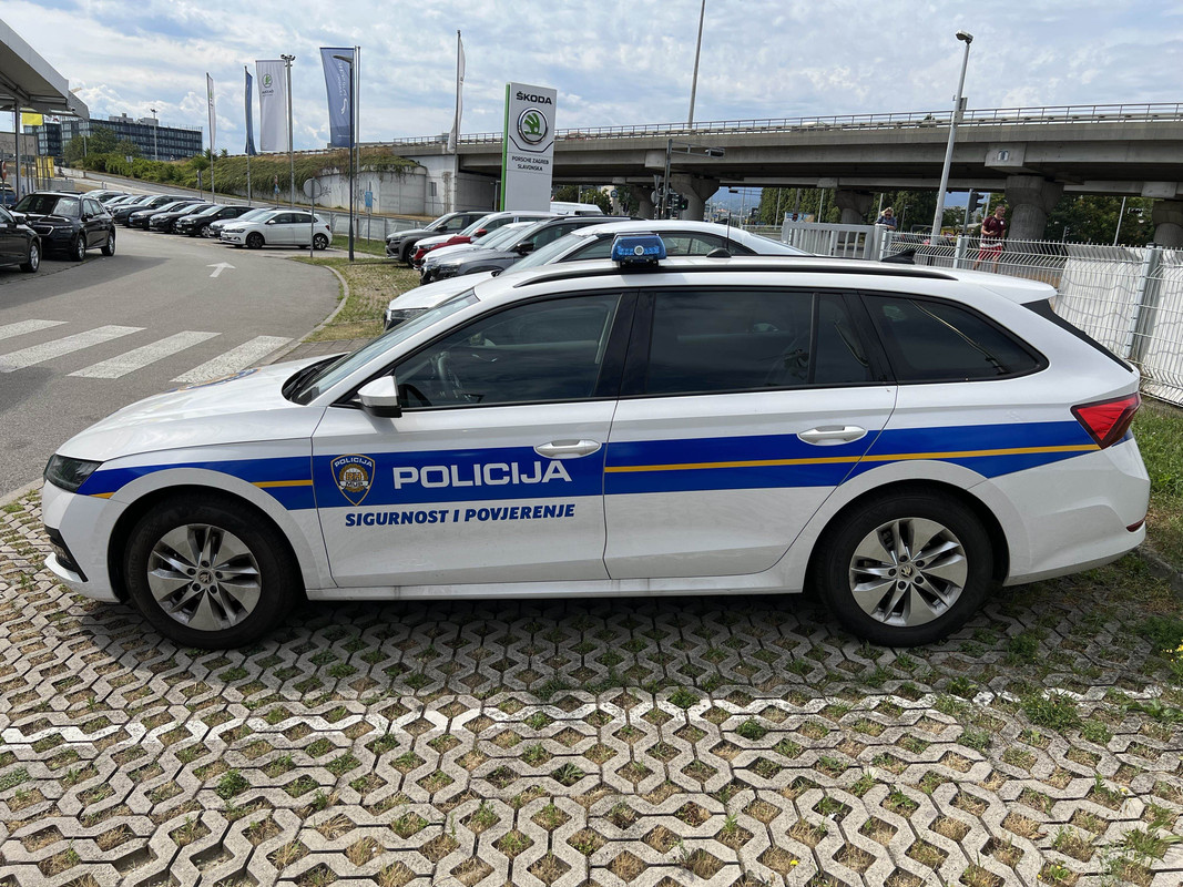 New Croatian Police Škoda Octavia 4 Combi 2022 - Skoda Octavia Mk4 ...