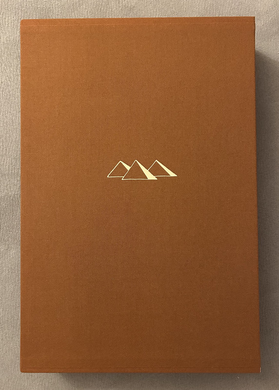 The Alchemist, Lyra's Books, standard gold edition | Fine Press Forum ...