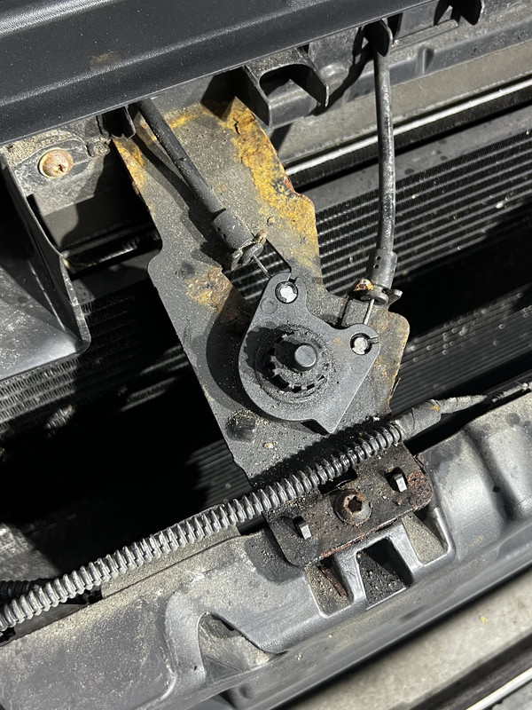 UK: Replacing rusted bonnet latch mount - AudiWorld Forums