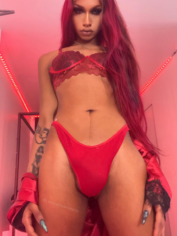 DEVIL IN RED : r/ISLANDFEMBOY