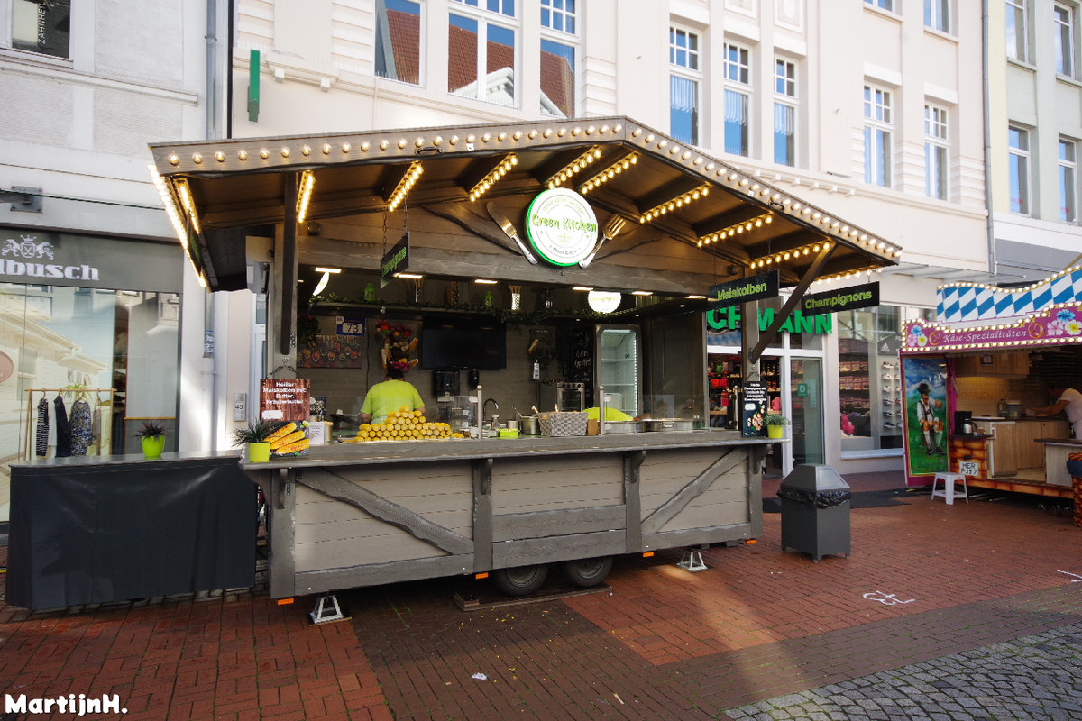 Moers 23 110 — Postimages