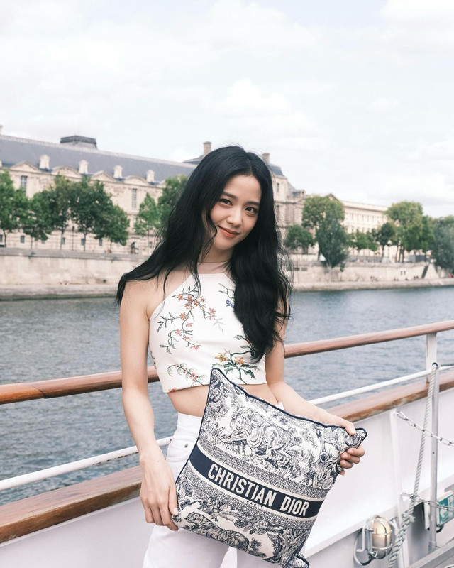 2023 08 17 sooyaaa post 6 — Postimages