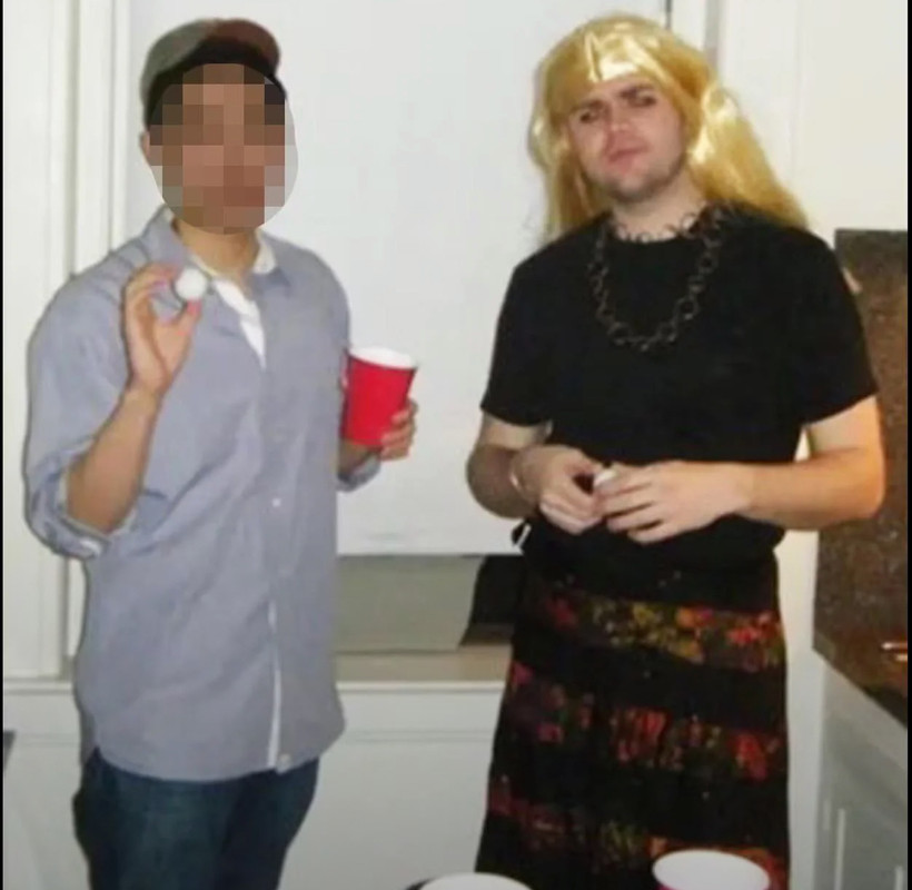 Breaking news! Kirks killer trans boyfriend and him at a party - Misc ...