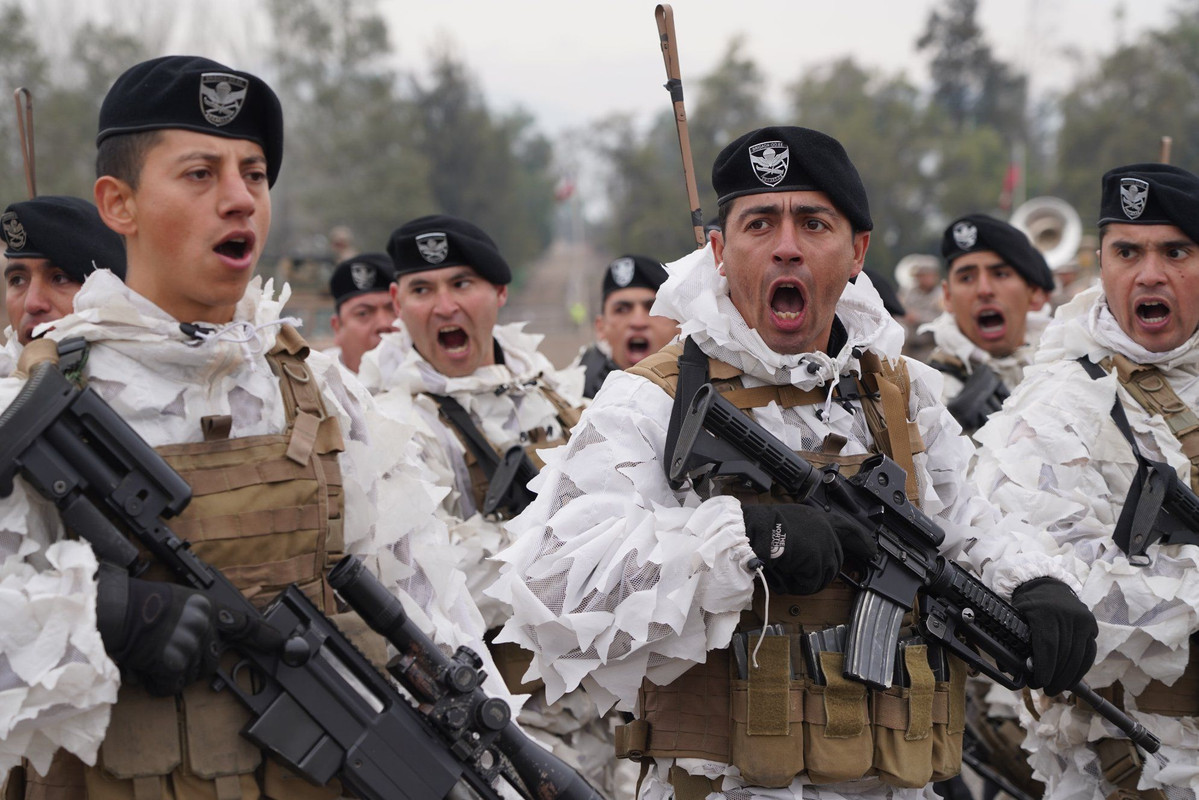 Fuerzas Comando Chile 2019 5497998 A018 — Postimages