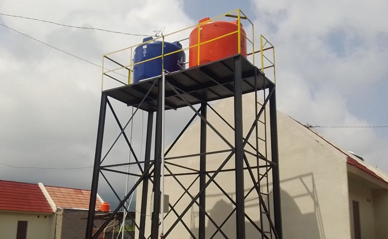 Toren Air vs. Toren Baja: Mana yang Lebih Baik untuk Rumah Anda ...