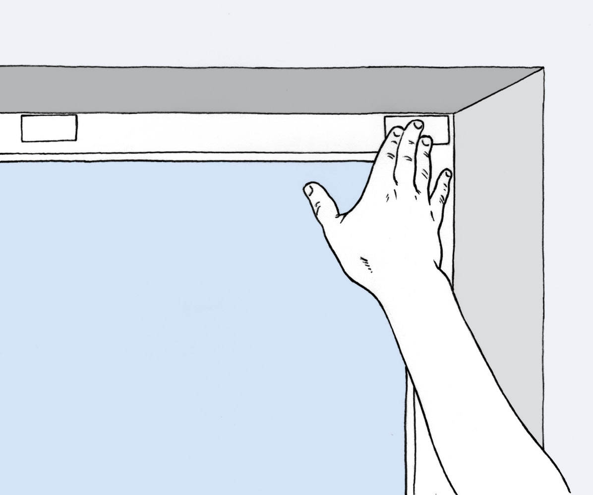 Frame Fasteners on window frame — Postimages