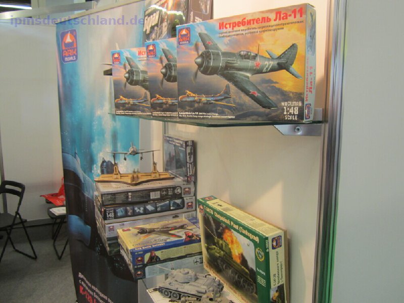 1/48 - Lavochkin La-9 "Fritz" & La-11 "Fang" by Ark Models - La-9 & La ...