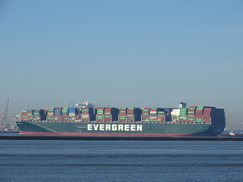 Spotten in De Hoek. - Pagina 615 - SCHEEPVAART FORUM