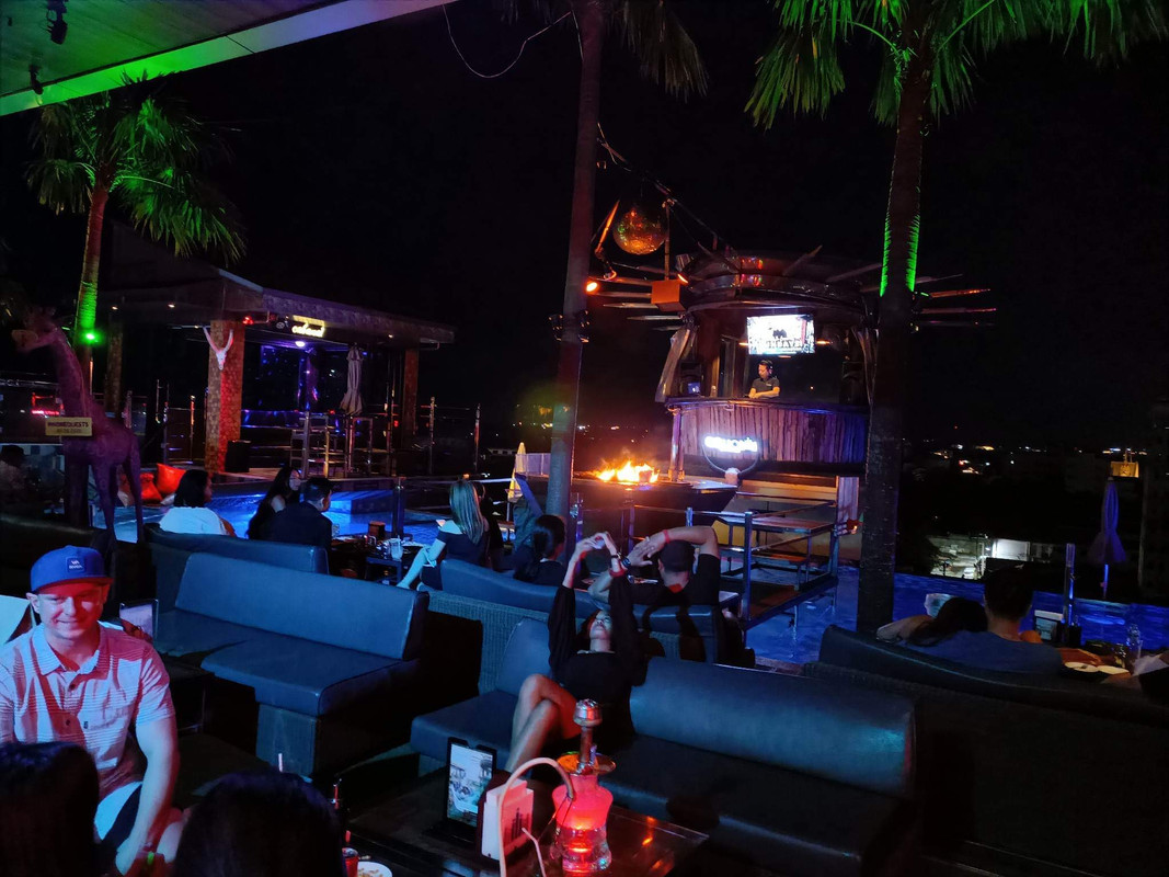 F18 B47 A5 1558 46 F3 9971 7 A4624 C2 CB2 E — Postimages