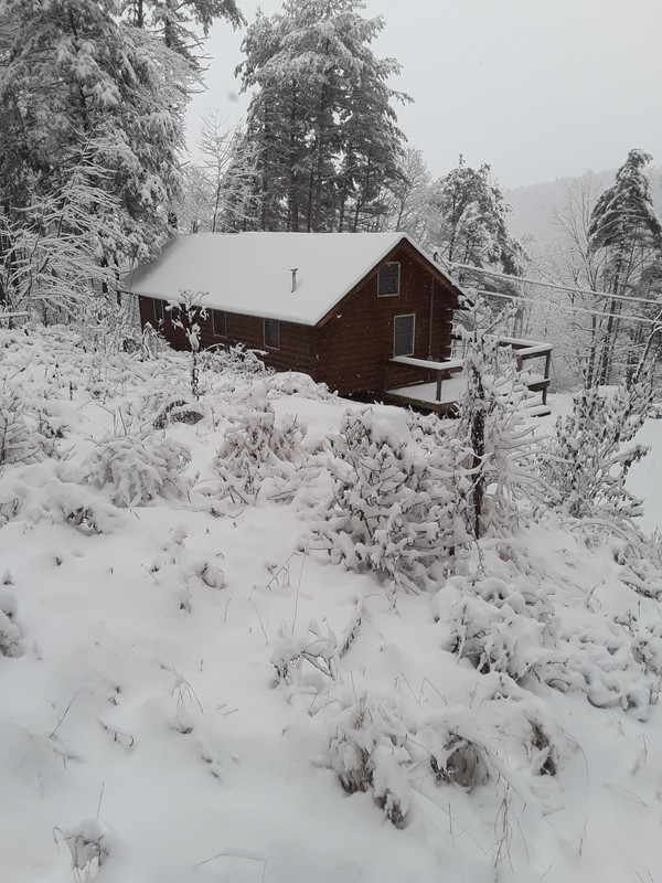 Cabin Snow002 — Postimages