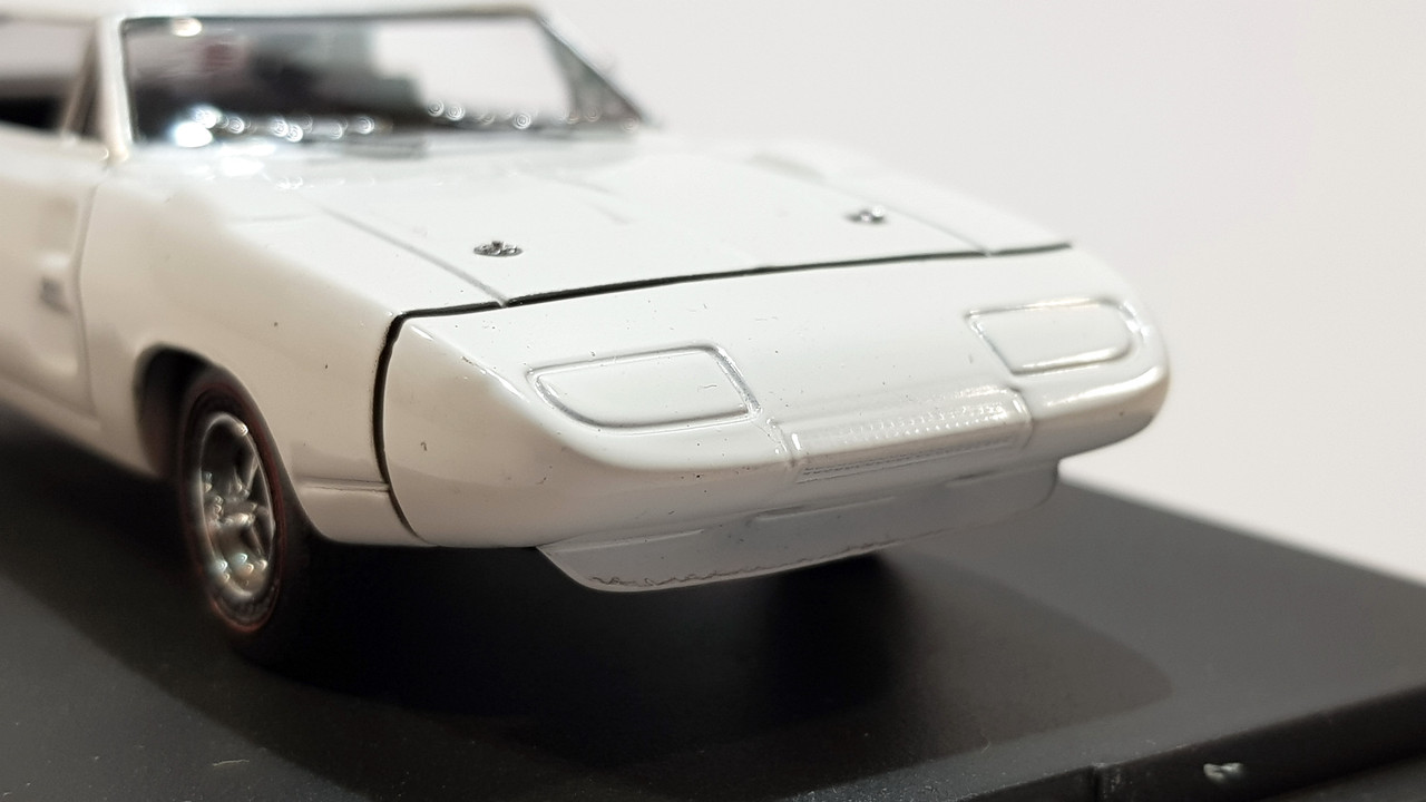 CH69 DYTN519 — Postimages