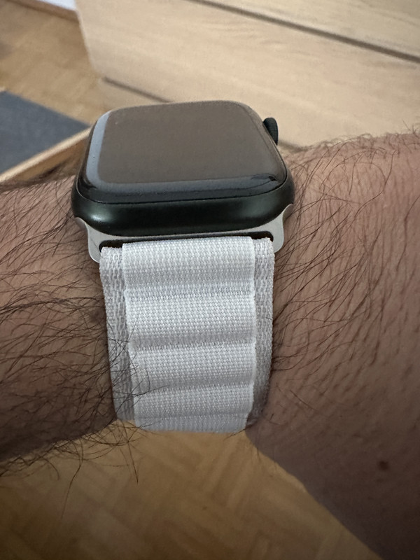 2162634 A 5 D93 4 DC0 A3 B1 28614 D024 CDA — Postimages