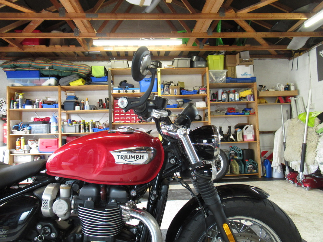 Putting straight Bobber style bars on the Speedmaster with the forward ...