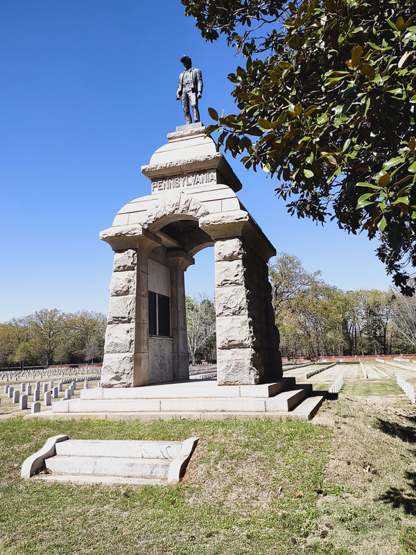 Andersonville PA Nice monument — Postimages