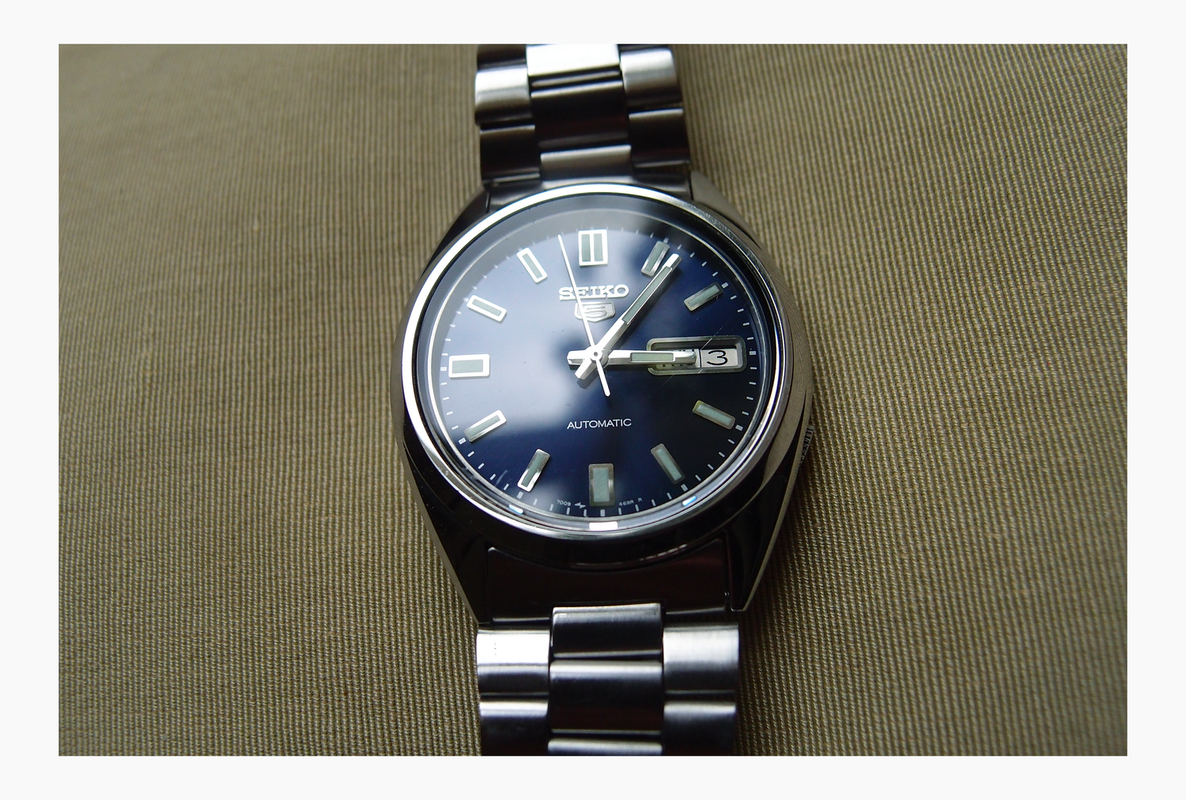 SOLD - Vintage Seiko 5 automatic - blue sunburst dial - The Tat Bazaar ...