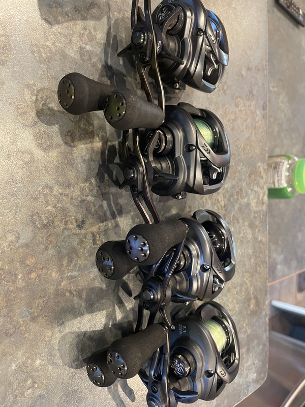 1 CBDC61 D B712 40 C7 93 C2 B0 AAD0 A4 A7 F0 — Postimages