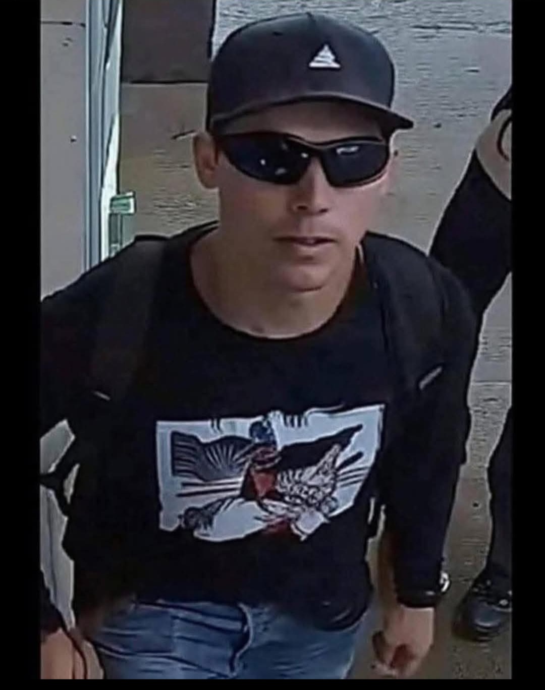 Screenshot 20250911 123132 Facebook — Postimages