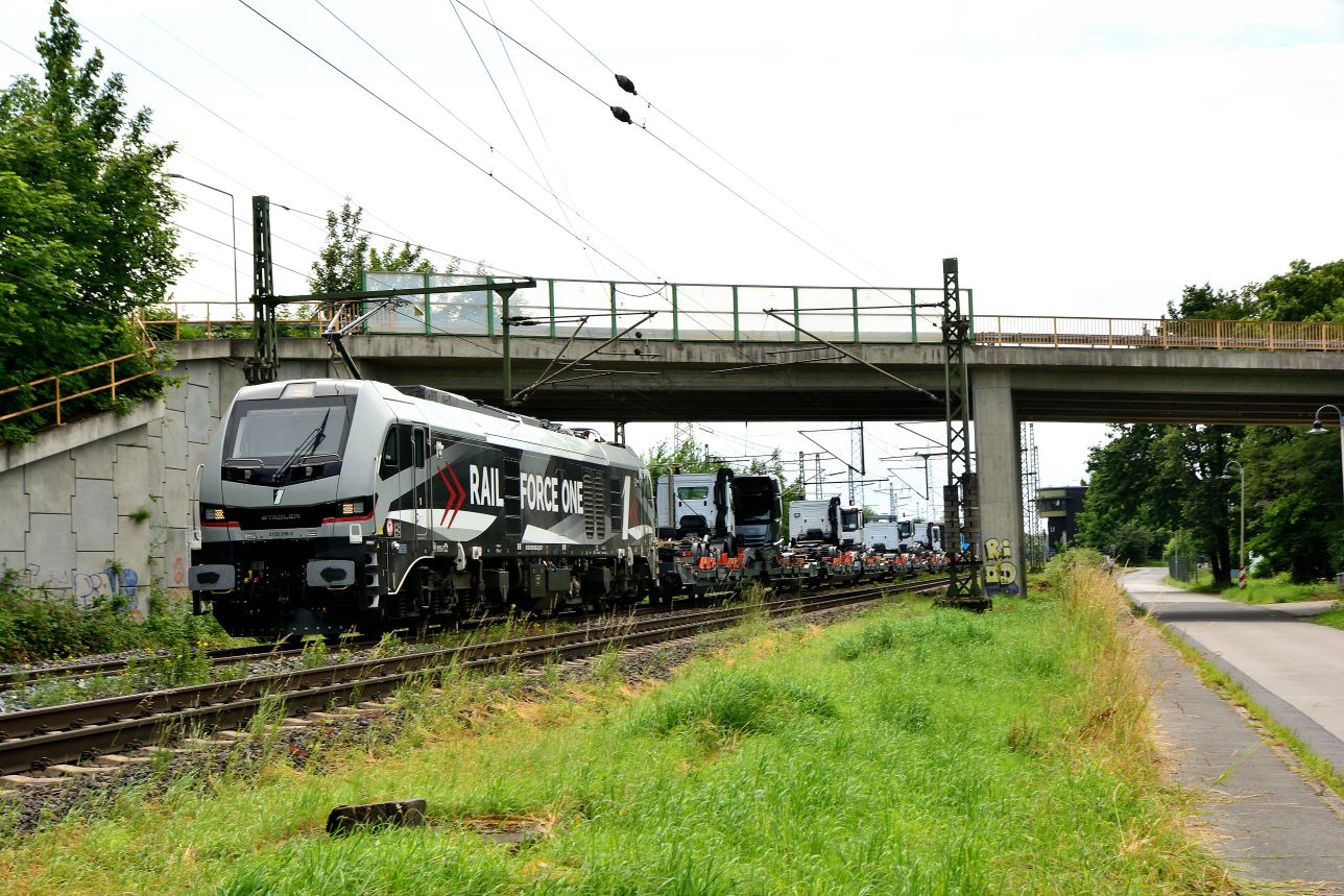 159 258 — Postimages