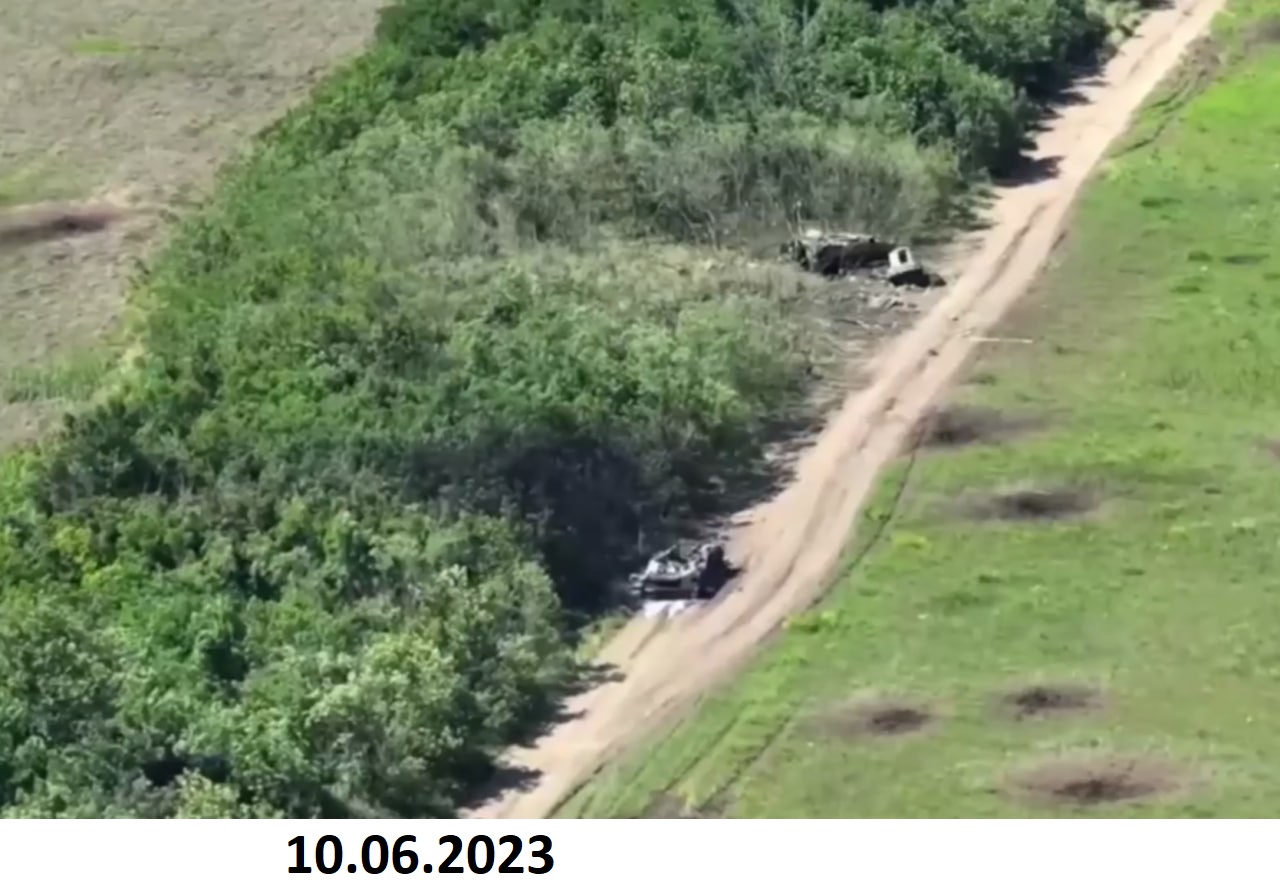 2005 2x m2a2 destr 10 06 23 — Postimages