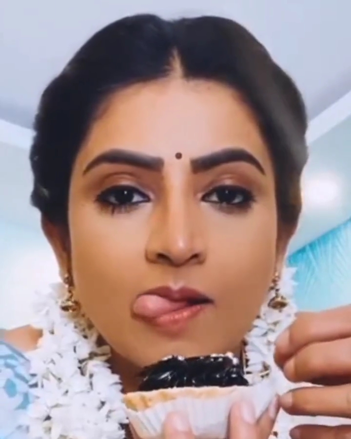 159 mp4 snapshot 00 07 [2023 02 22 04 56 09] — Postimages