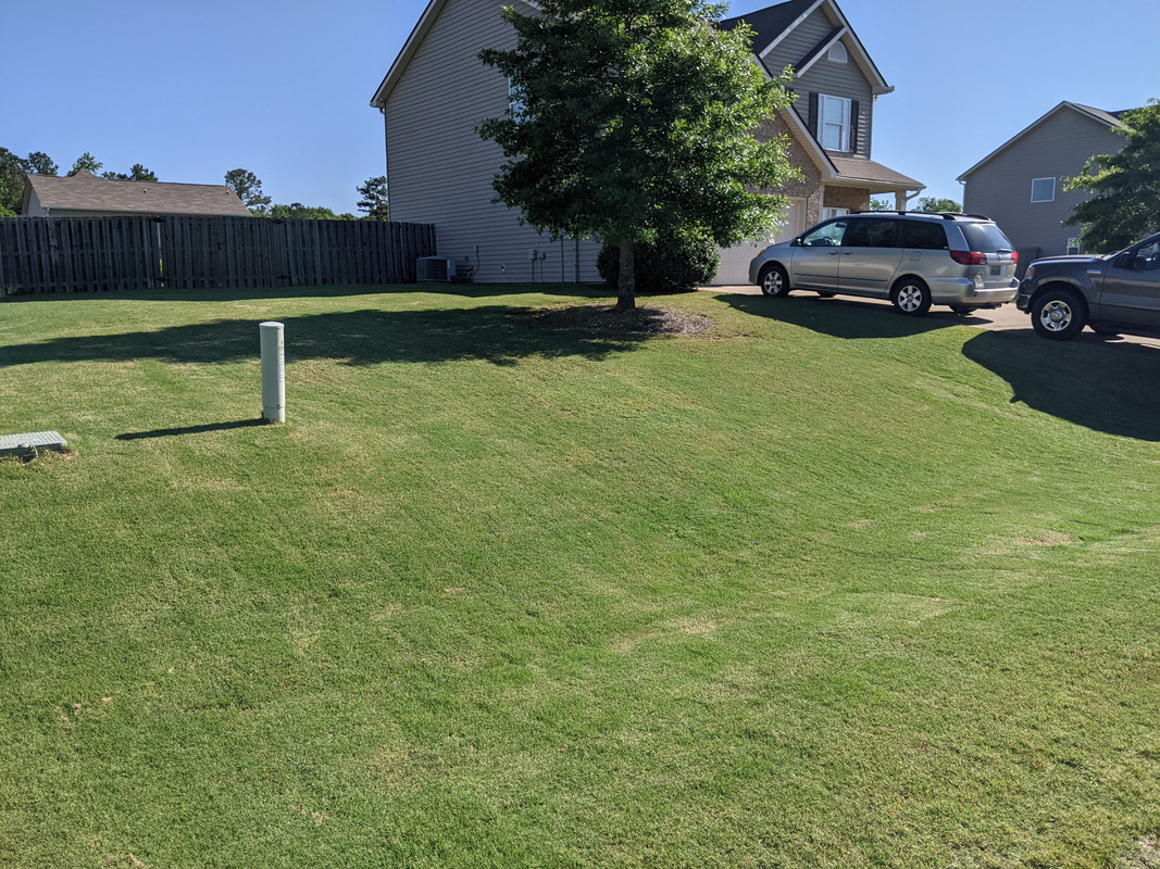 2021 05 07 front lawn 1 — Postimages