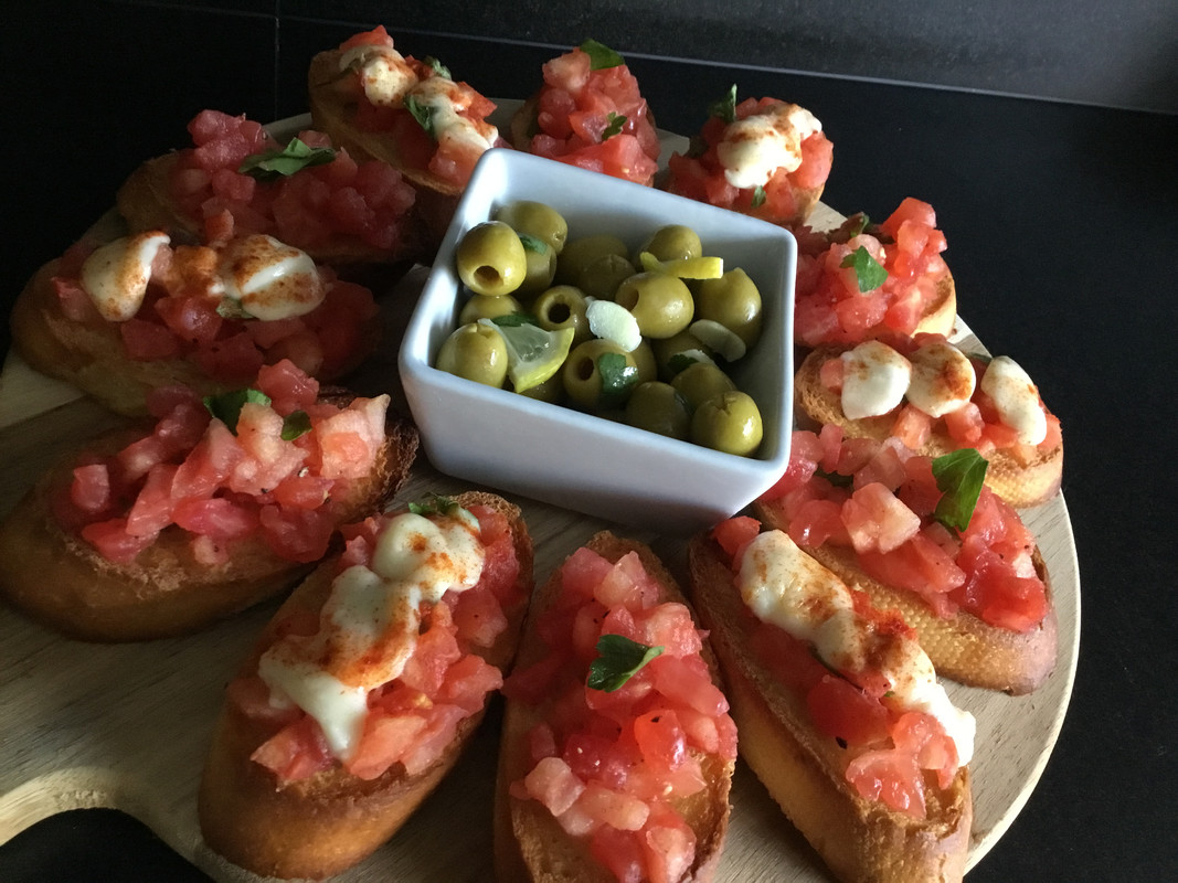 F5 DBE6 F4 FA98 4 B82 AA6 C 098 B92 D3 F090 — Postimages