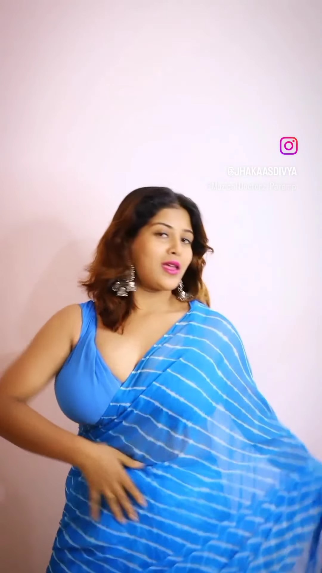 busty bengali lady huge boobs and anvel in blue saree mp4 snapshot 00 03 297 — Postimages