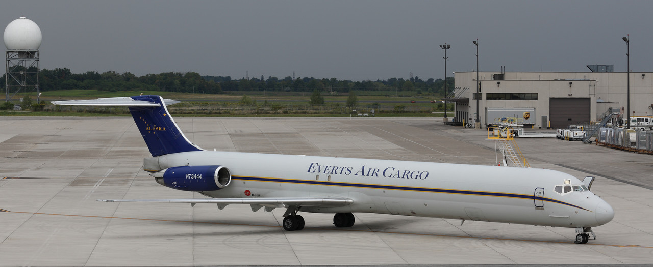 13 8364 MD82 SF N73444 Everts Air Cargo — Postimages