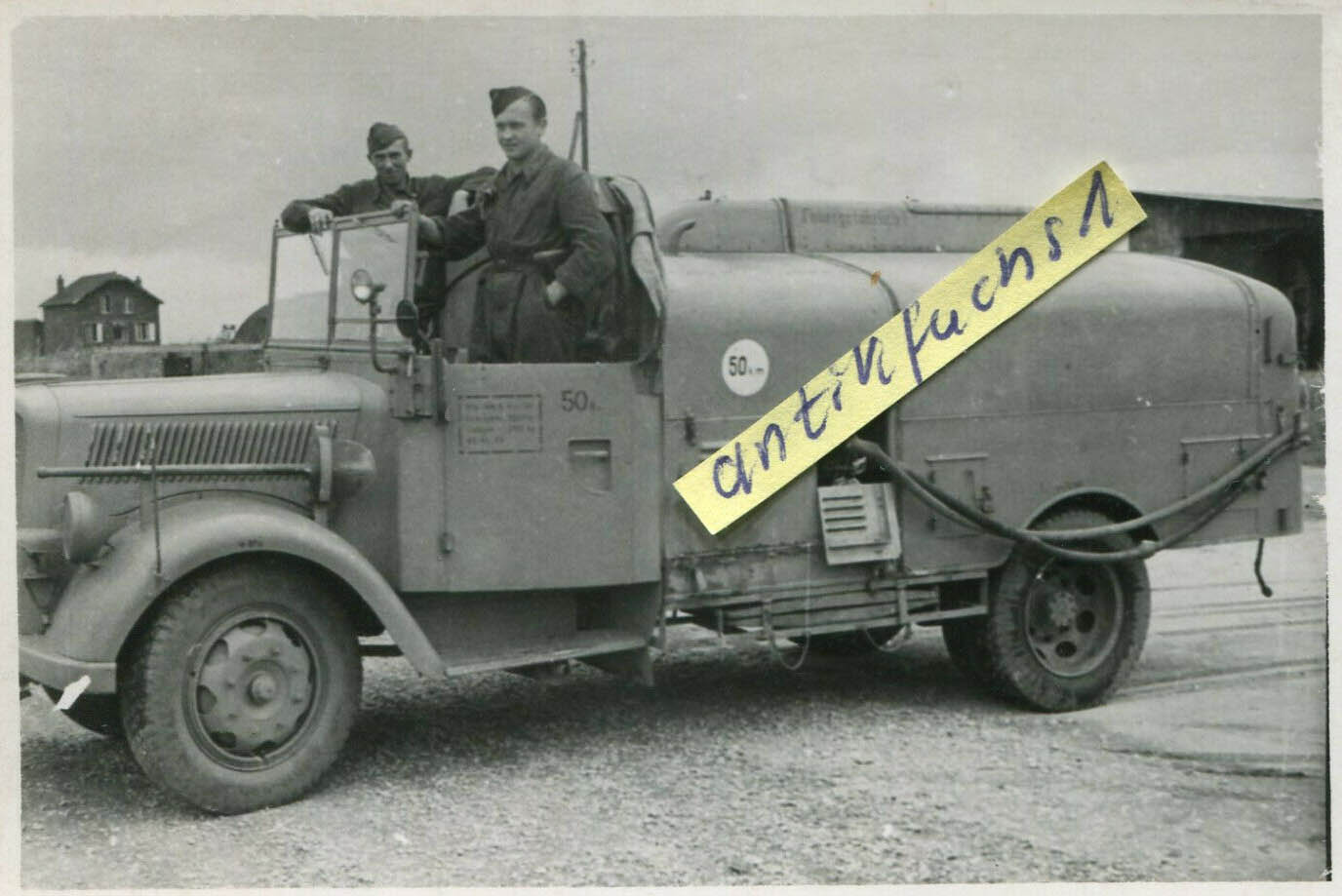 Opel Blitz tanker Kfz 385 St Dizier France — Postimages