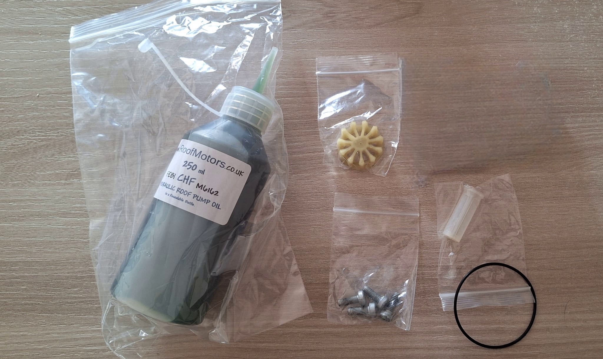 Kit Manutenzione Pompa Idraulica Tetto C70 II — Postimages