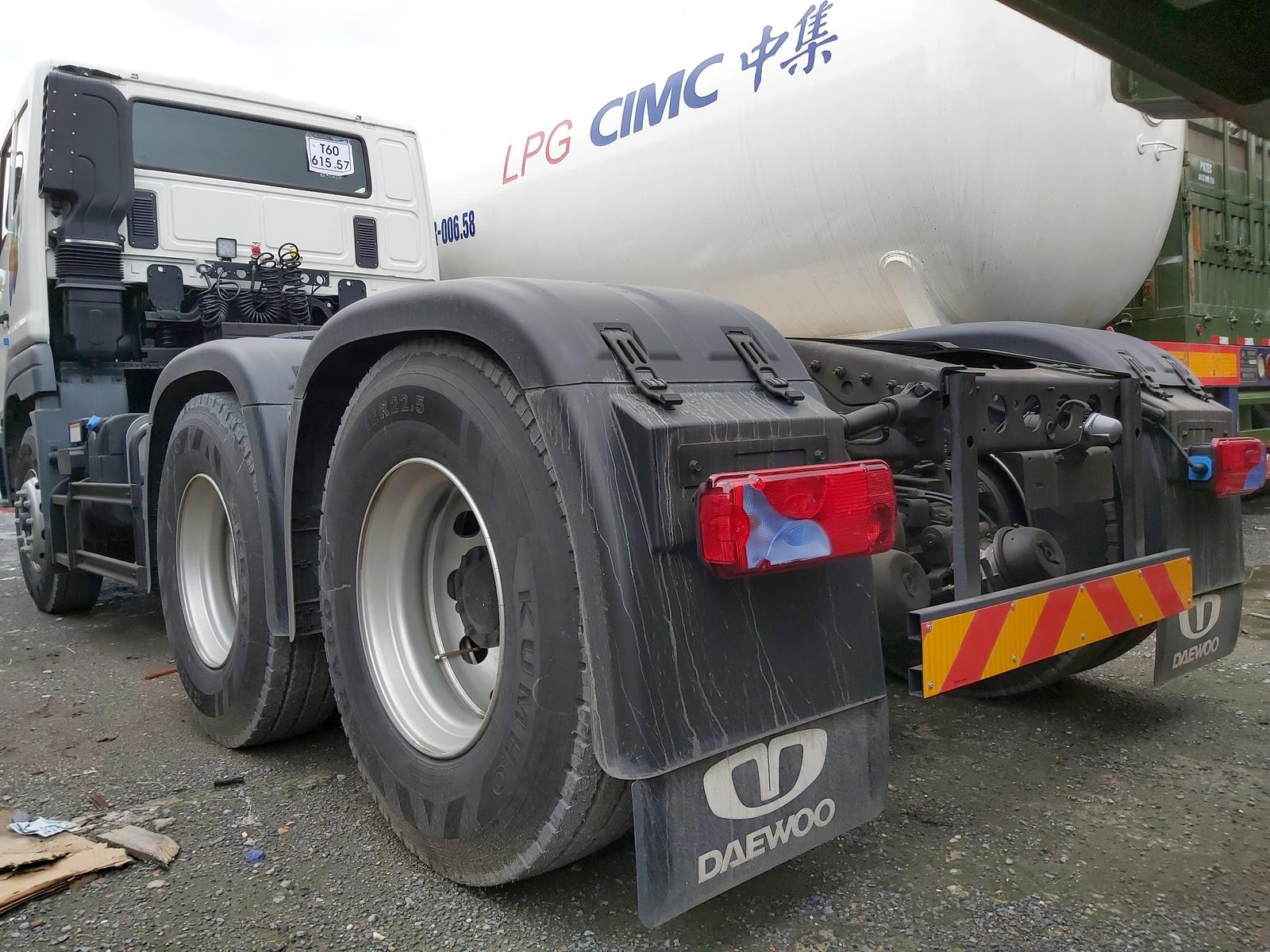 daewoo novus — Postimages