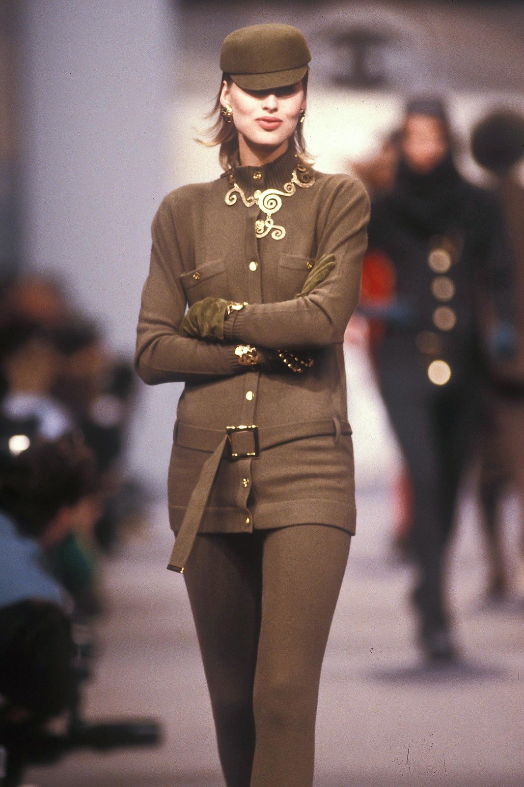 Fashion Classic: CHANEL Fall/Winter 1989 | Lipstick Alley