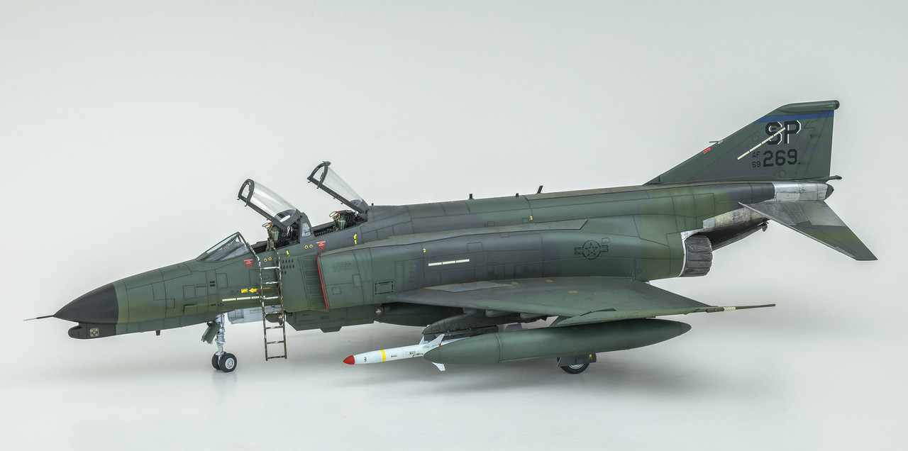 McDD F-4G Phantom II - MENG 1/48 - Master194.com