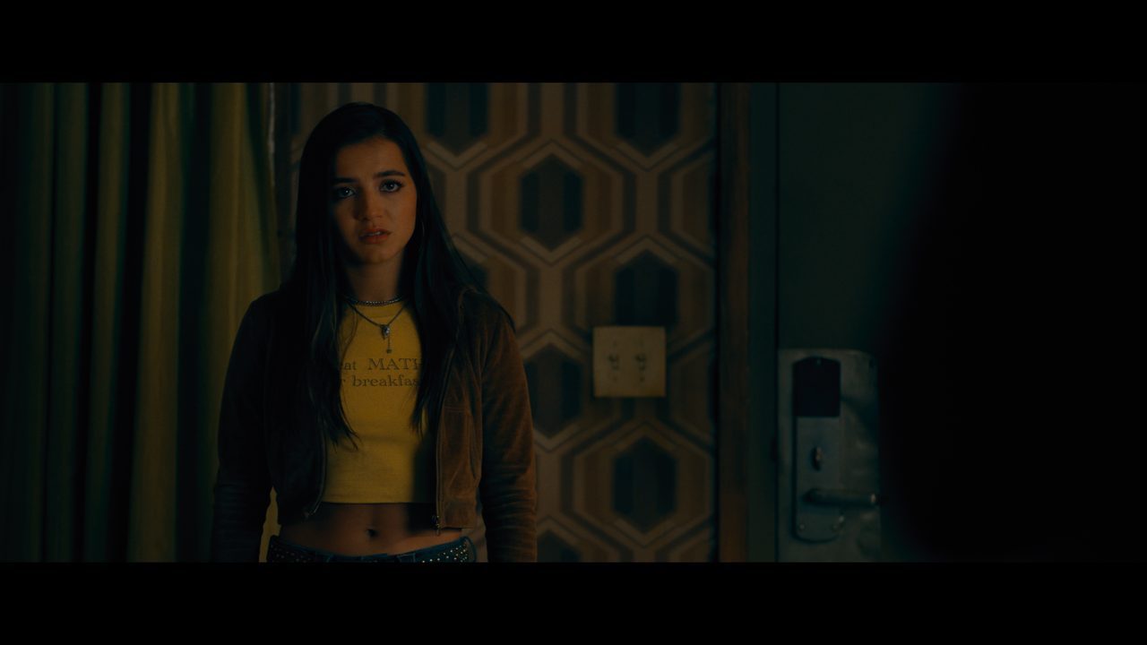 mpv shot Madame Web 2024 2160p UHD BDREMUX HDR DV HEVC Нечипорук 01 09 28 0009 — Postimages