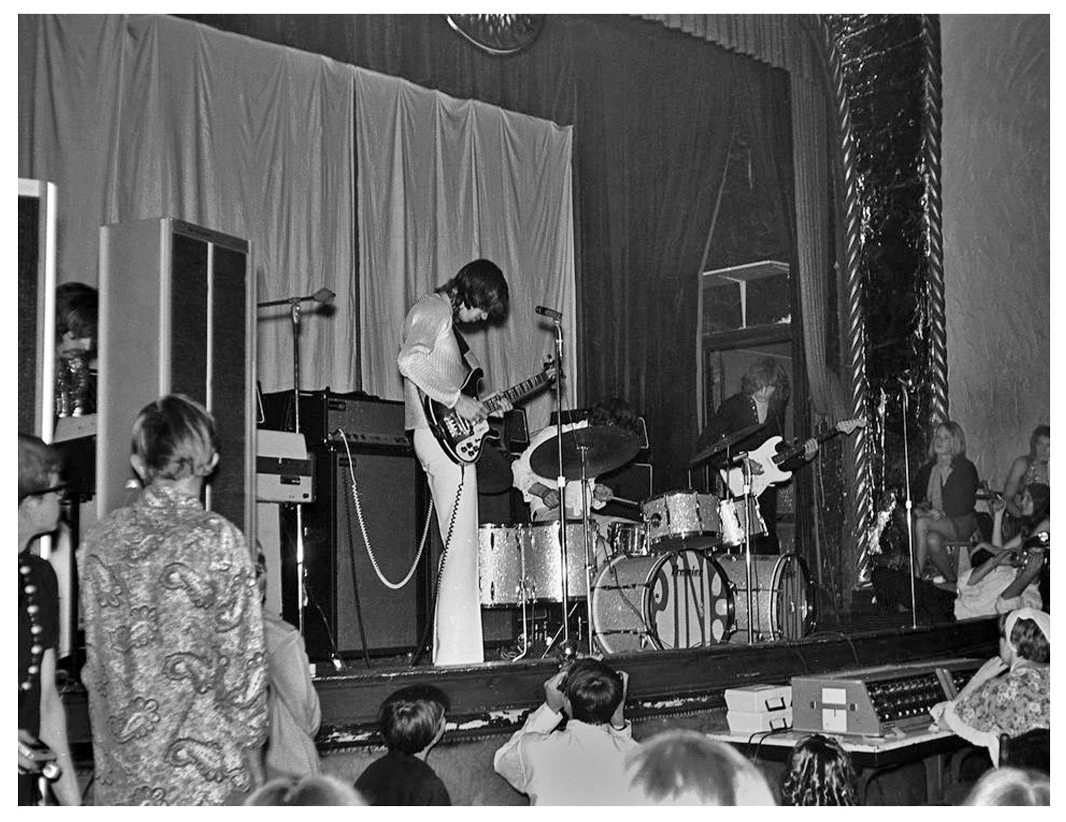 Pink Floyd July 1968 — Postimages