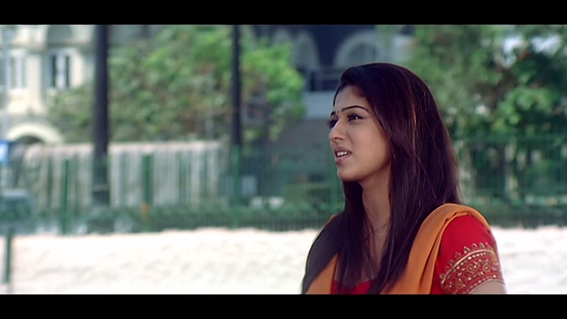 00 10 36 — Postimages