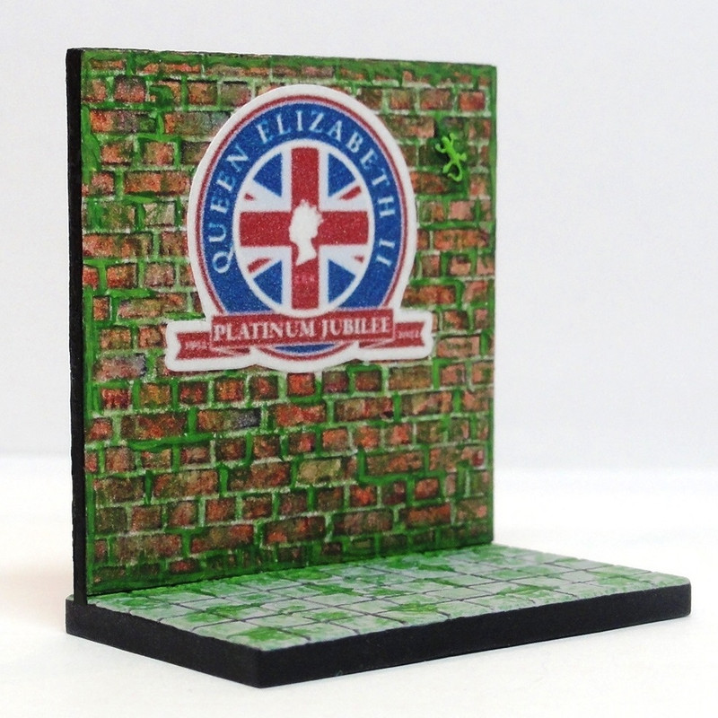 God save the Queen base 2 — Postimages